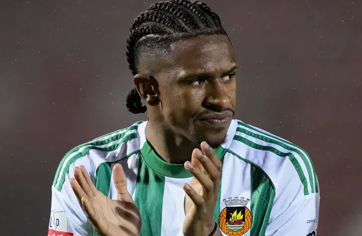 André Luiz já emcintra- de em Lisboa para reforçar a equipa principal do